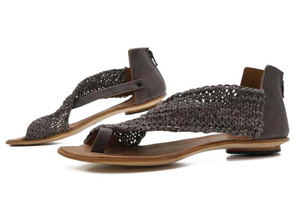 Cydwoq Felis in Grey : Ped Shoes - Order online or 866.700.SHOE (7463).