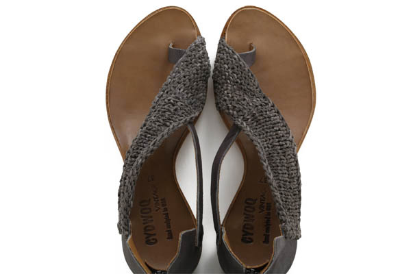 Cydwoq Felis in Grey : Ped Shoes - Order online or 866.700.SHOE (7463).